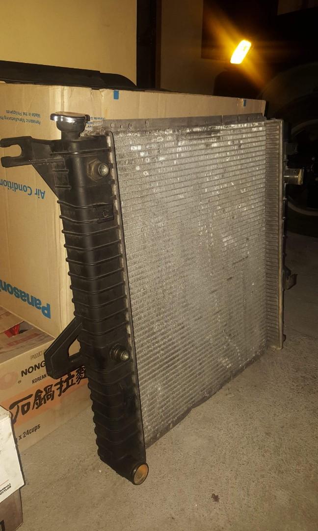 Ford Explorer Sport Trac Radiator and Fan, Car Parts & Accessories ...
