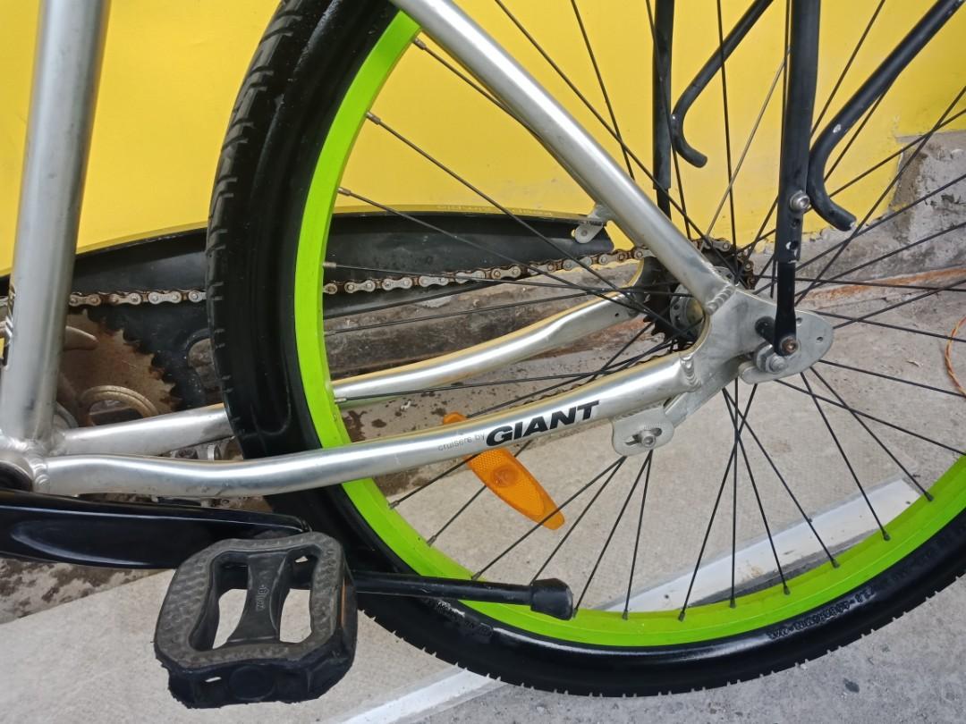 Giant simple bike, Sports Equipment, Bicycles & Parts, Bicycles on ...