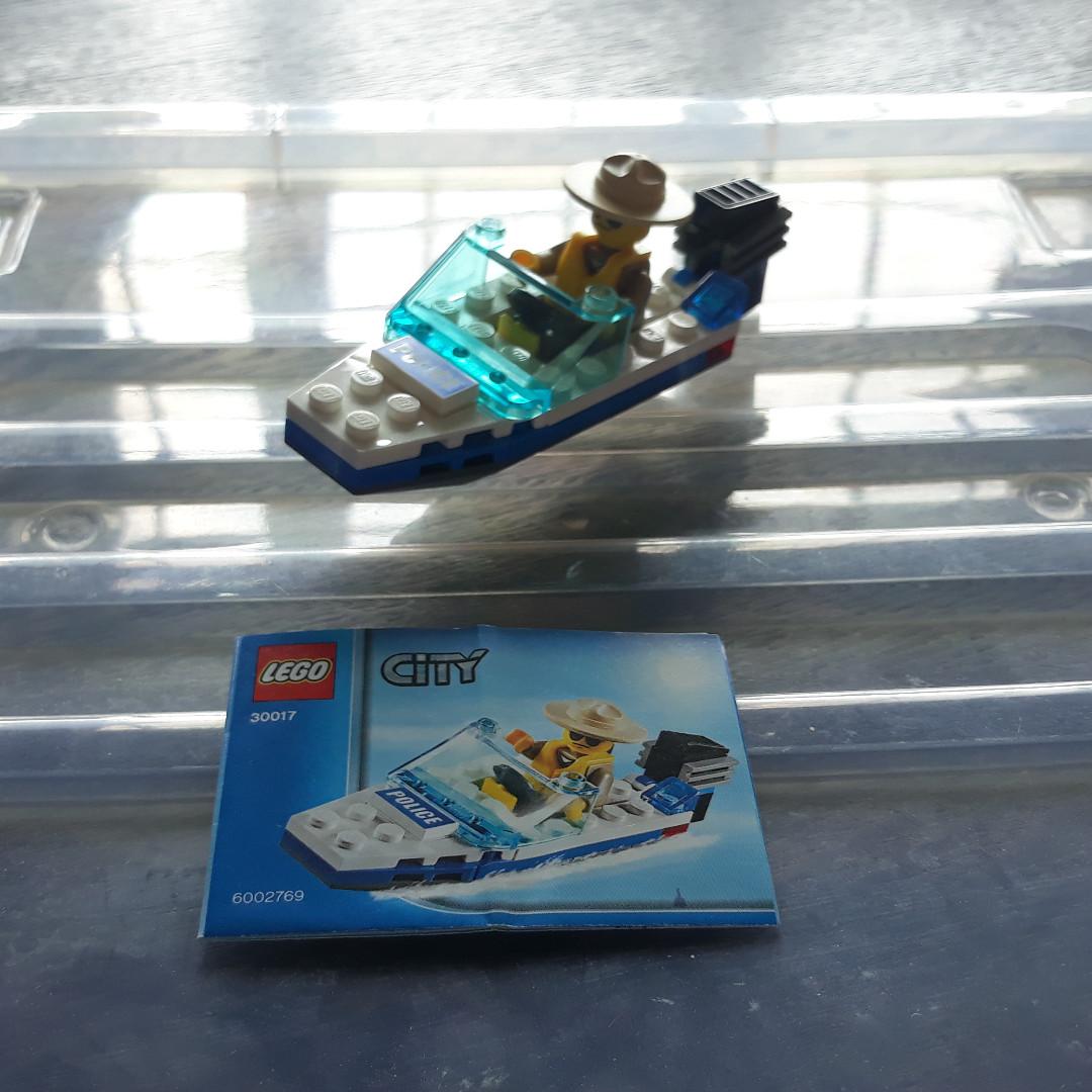 Lego 30017 small police boat, Hobbies & Toys, Toys & Games on Carousell