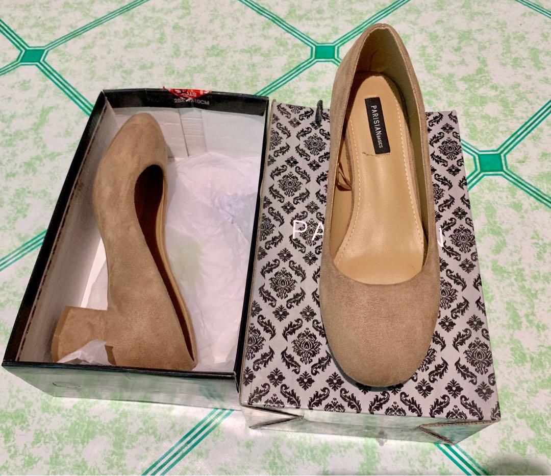 Parisian Gamuza Shoes, Women's Fashion, Footwear, Heels on Carousell