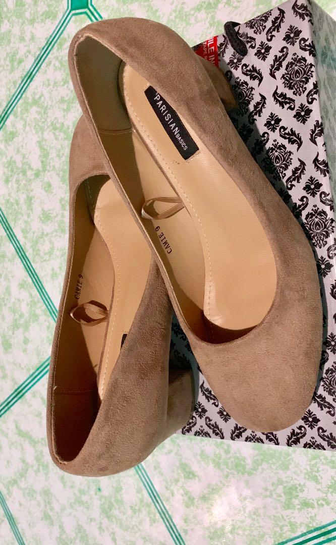 Parisian Gamuza Shoes, Women's Fashion, Footwear, Heels on Carousell