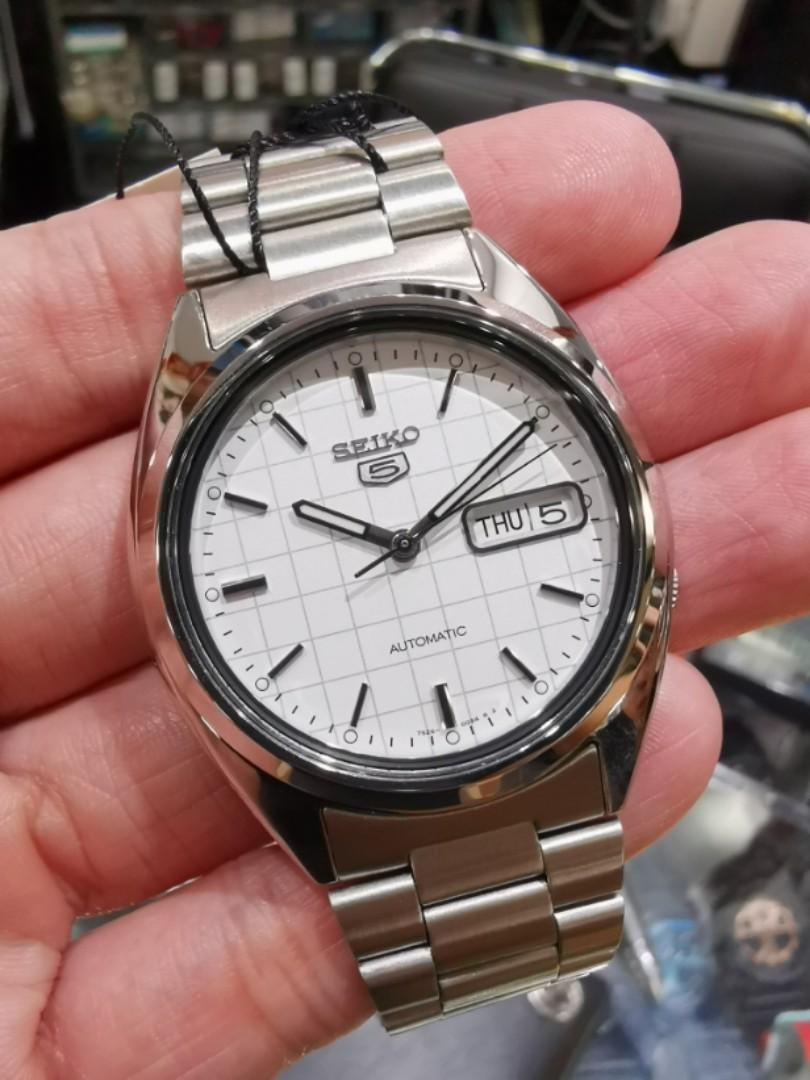 Bnib Seiko 5 checker dial, Mobile Phones & Gadgets, Wearables & Smart ...