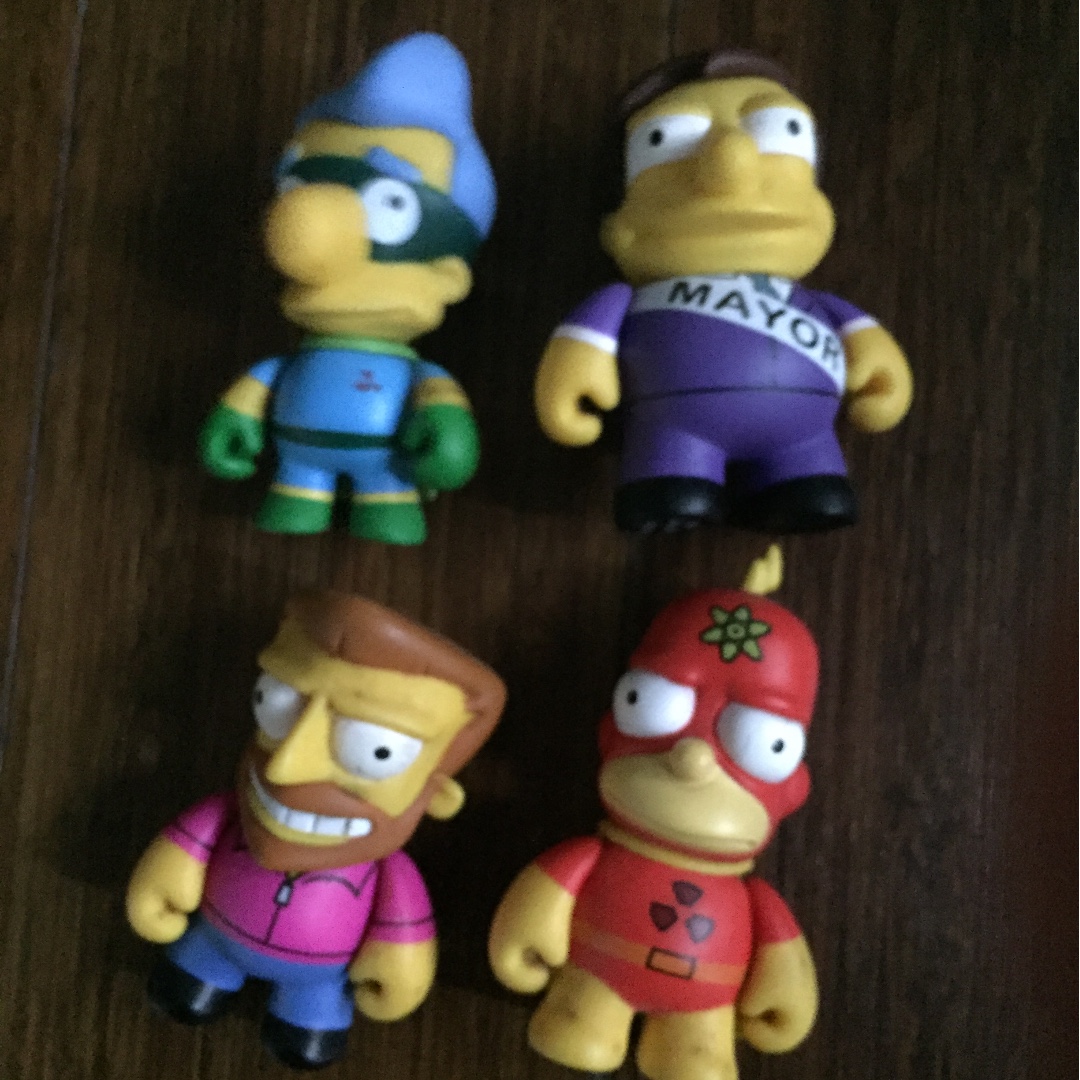 Simpsons figures, Hobbies & Toys, Toys & Games on Carousell