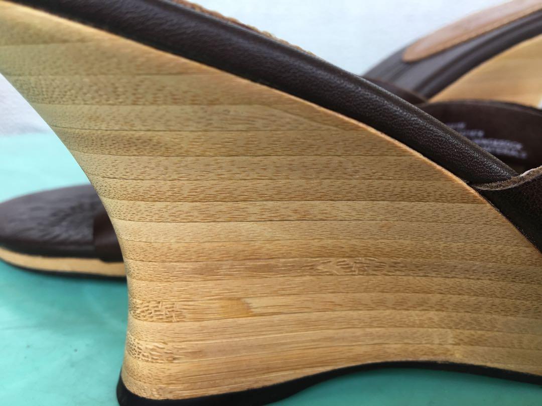 Women’s Wooden Wedge Sandals, Women's Fashion, Footwear, Heels on Carousell