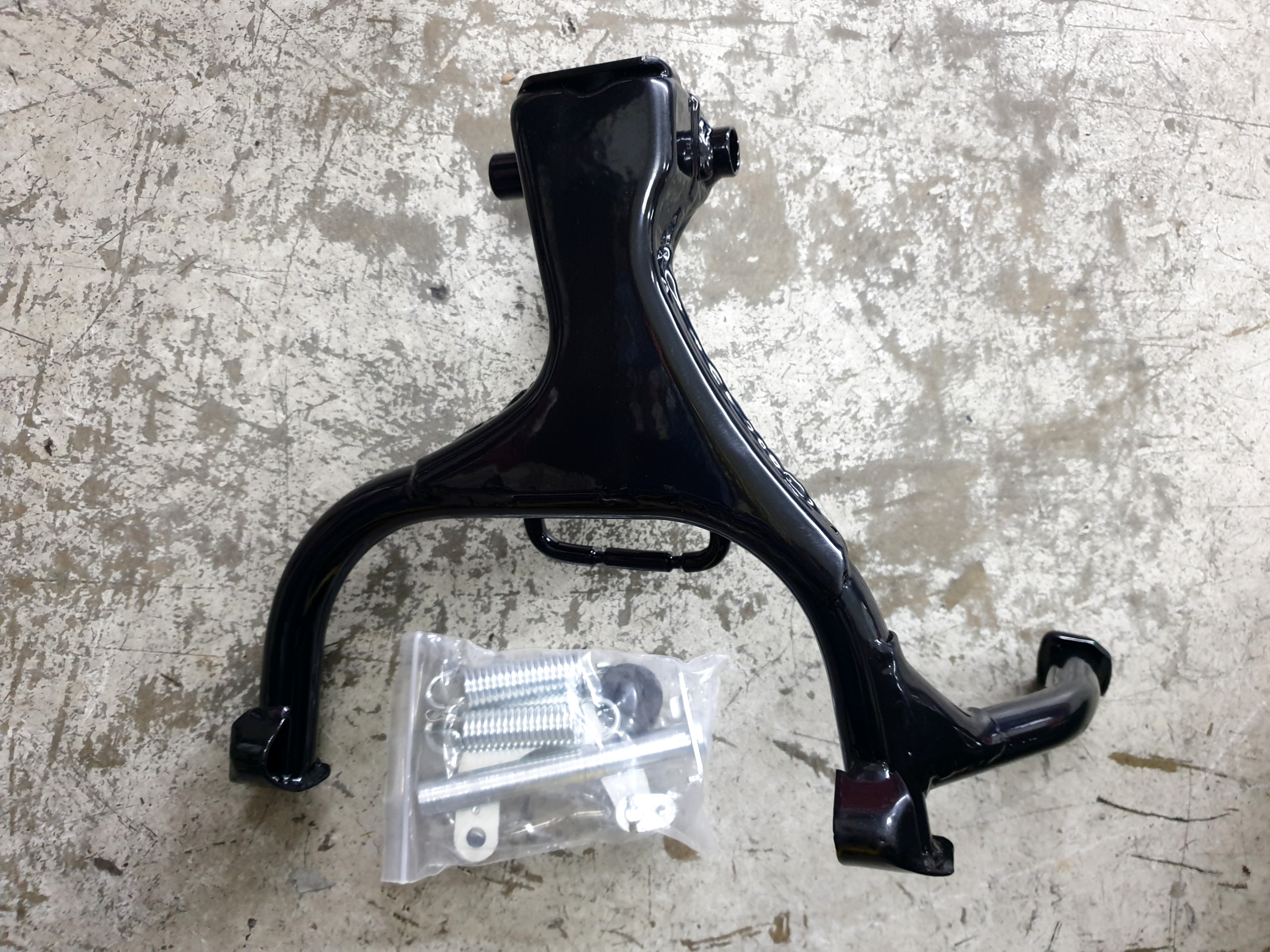 CB400 Main Stand, Motorcycles, Motorcycle Accessories on Carousell