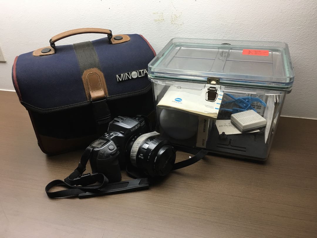 Minolta Camera Bag with Free Dry Box and Od Camera Dynax 500si ...