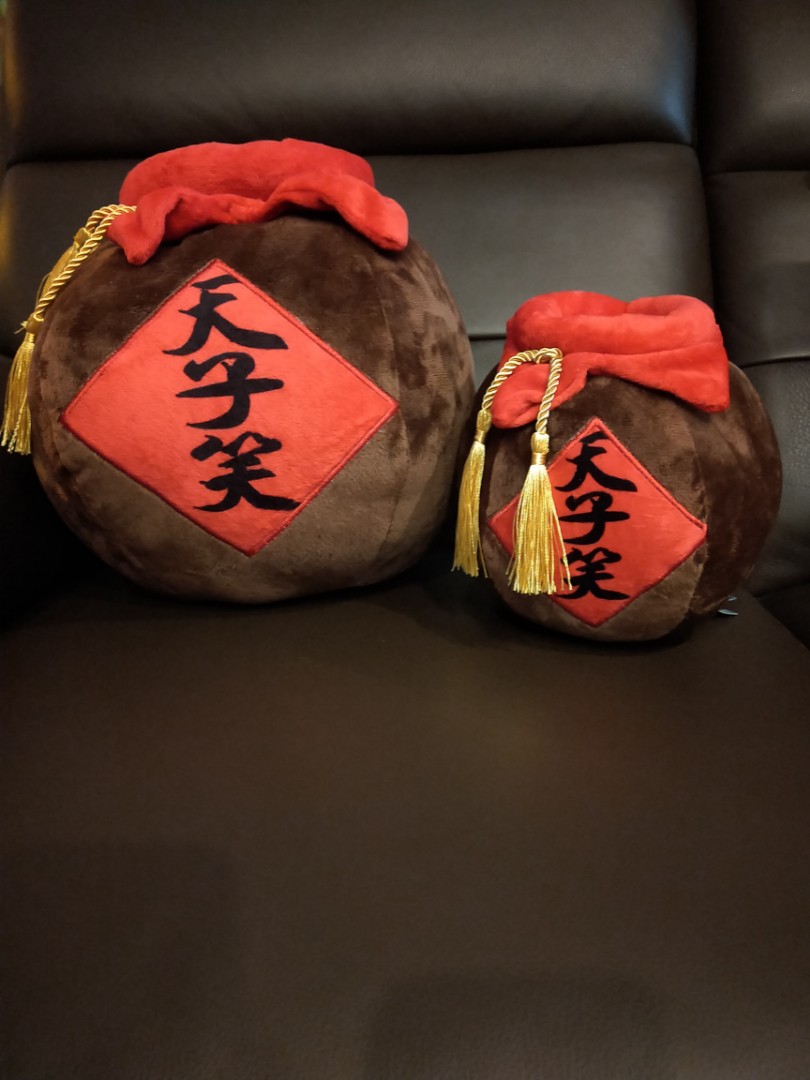 (PO) Mo dao zu shi tian zi xiao cushion, Hobbies & Toys, Memorabilia & Collectibles, Fan ...