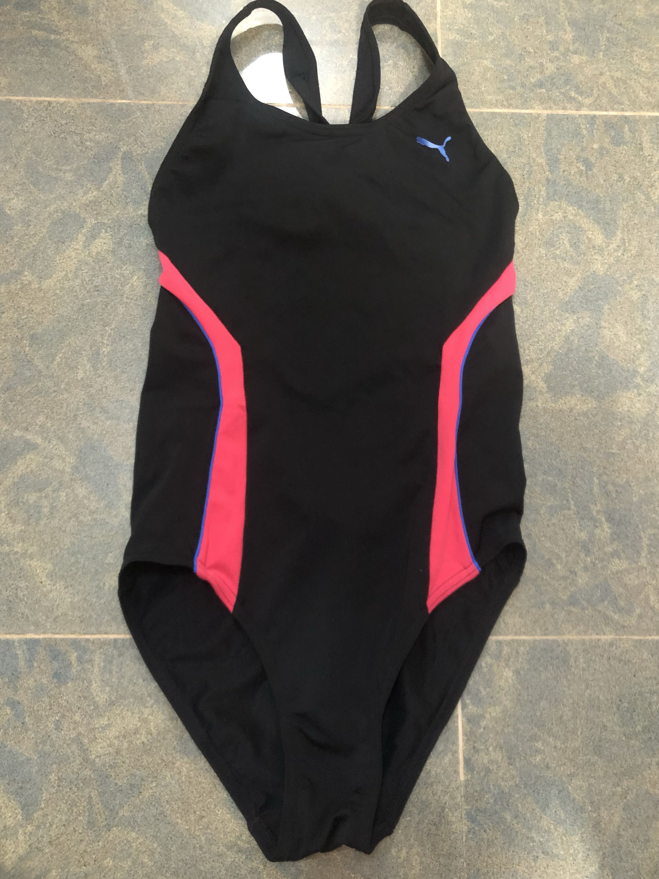 Puma swimsuit 100%new, 女裝, 泳裝, 泳衣 - Carousell