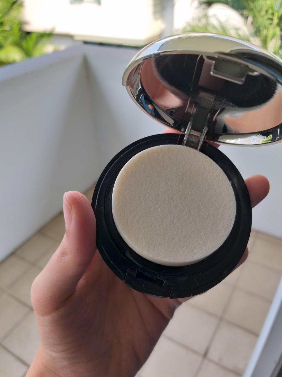 The Body Shop All-in-One Face Base (Shade: 04), Kesehatan & Kecantikan ...