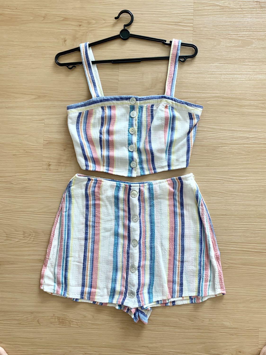 Vertical line top and bottom, Women's Fashion, Tops, Other Tops on ...