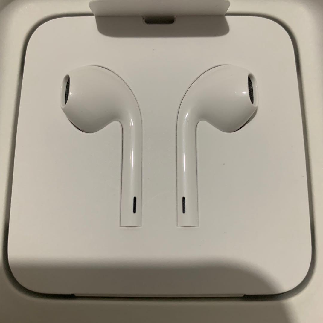 Apple Wired Earpiece/Earpods (Lightning Cable), Audio, Earphones on ...