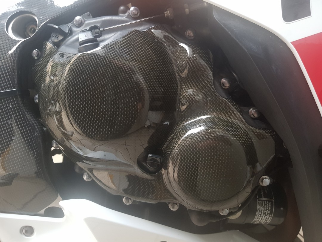 Cbr1000rr Carbon Engine casing, Motorcycles, Motorcycle Accessories on ...