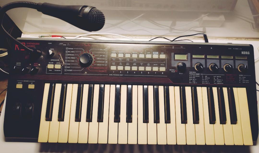 Korg R3 Synthesizer Vocoder, Music & Media, Music Instruments on Carousell
