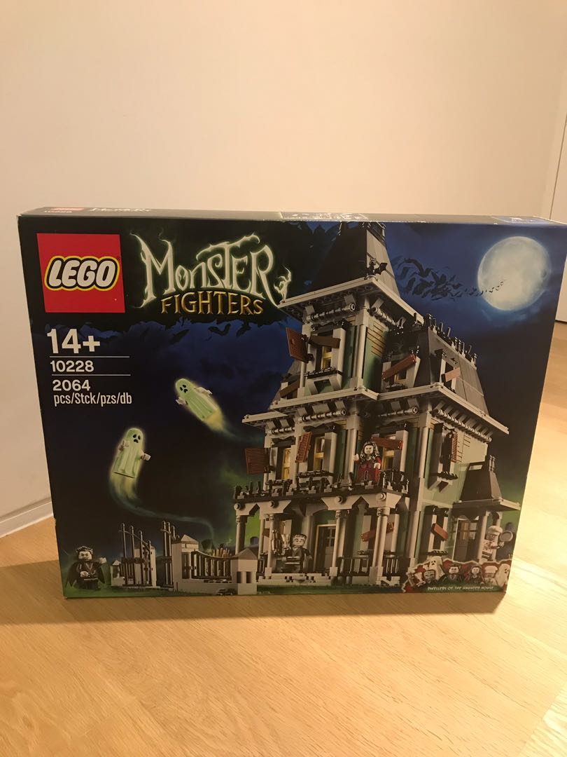 LEGO Monster Fighters Haunted House, Hobbies & Toys, Toys & Games on ...