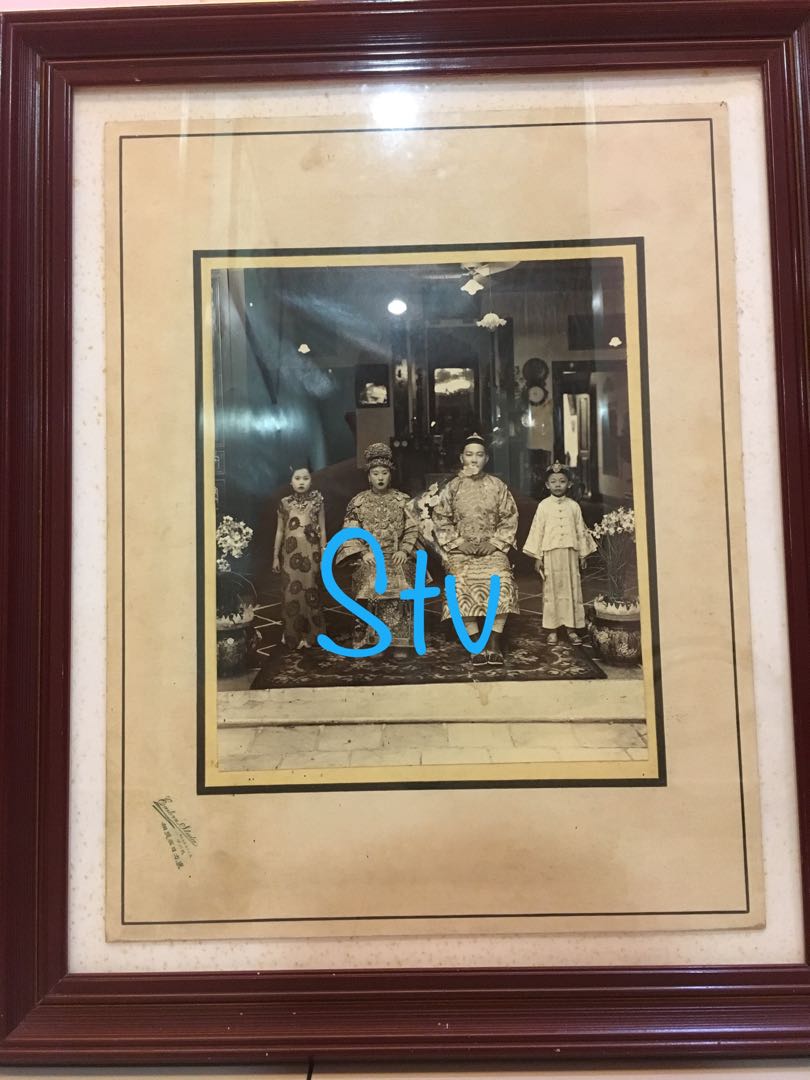 Old peranakan photo, Hobbies & Toys, Memorabilia & Collectibles ...