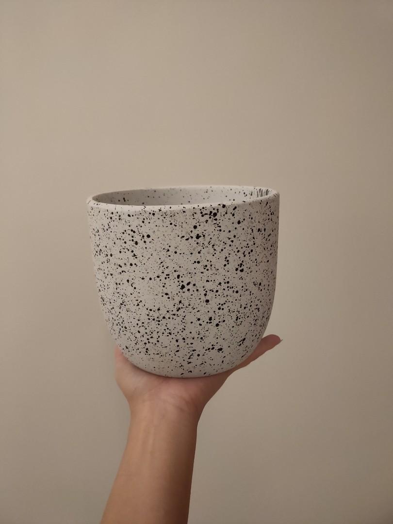 Porous Pot, Furniture & Home Living, Gardening, Pots & Planters on ...