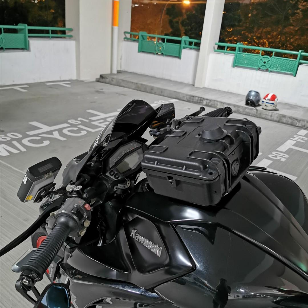 Z1000 Tank Case 2L V2, Motorcycles, Motorcycle Accessories on Carousell