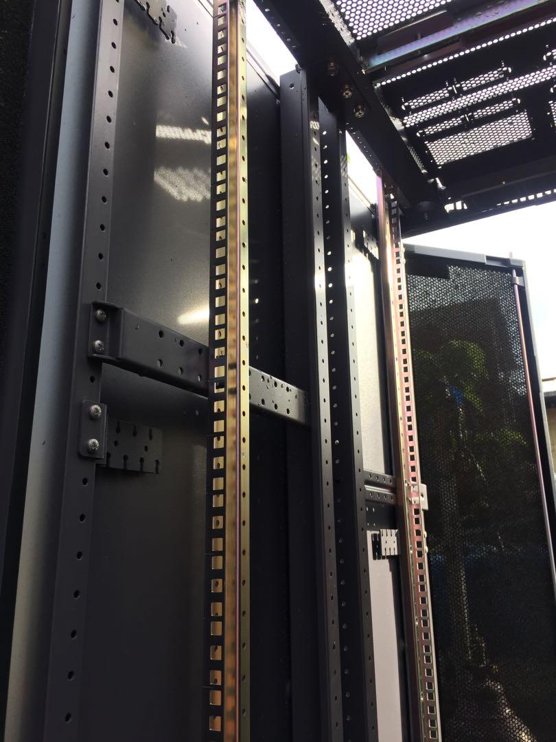 Server Rack Huawe 7ft, Computers & Tech, Parts & Accessories, Computer ...