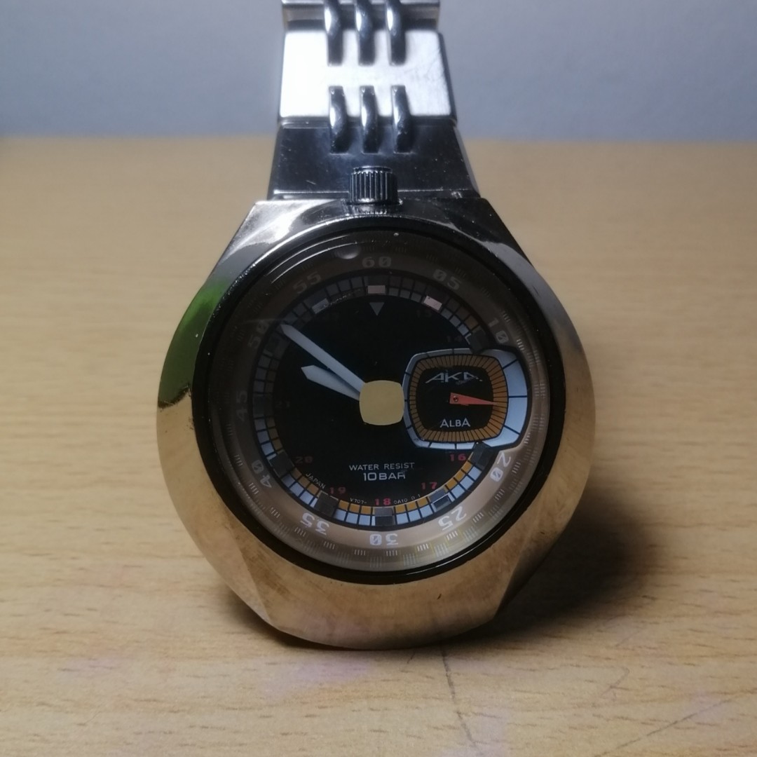 Alba AKA Retro Vintage Quartz Japan Watch, Men's Fashion, Watches ...