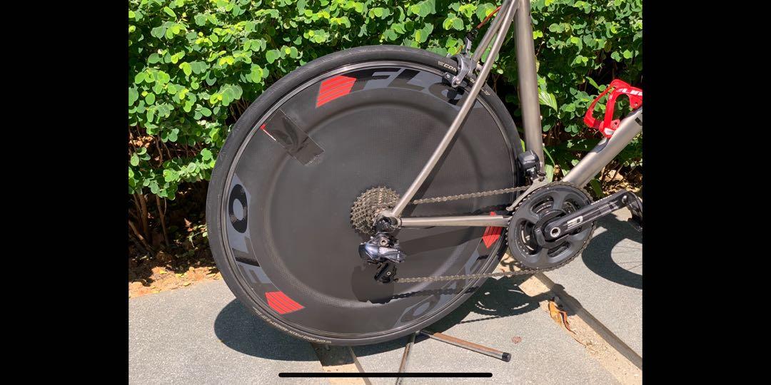 Flo 60mm and Flo Carbon/Alu Wheels, Sports Equipment, Bicycles & Parts ...