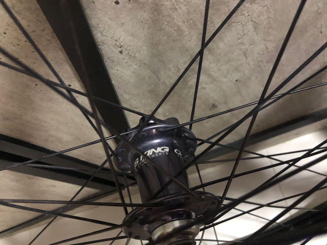 27.5 Chris King/ ZTR Flow EX Wheelset, Sports Equipment, Bicycles ...