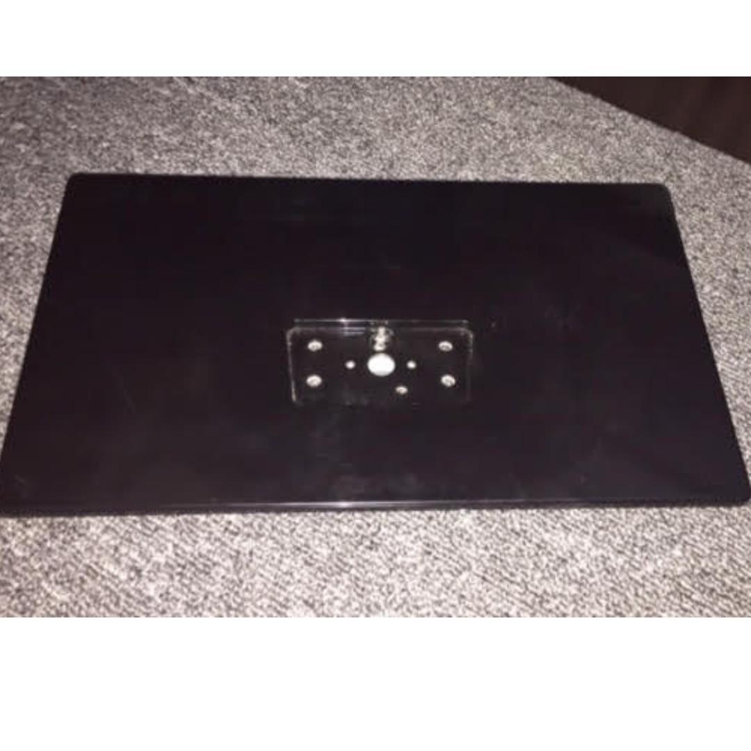 Sharp Aquos LED TV 28.5” HDMI USB (Last Price), TV & Home Appliances ...