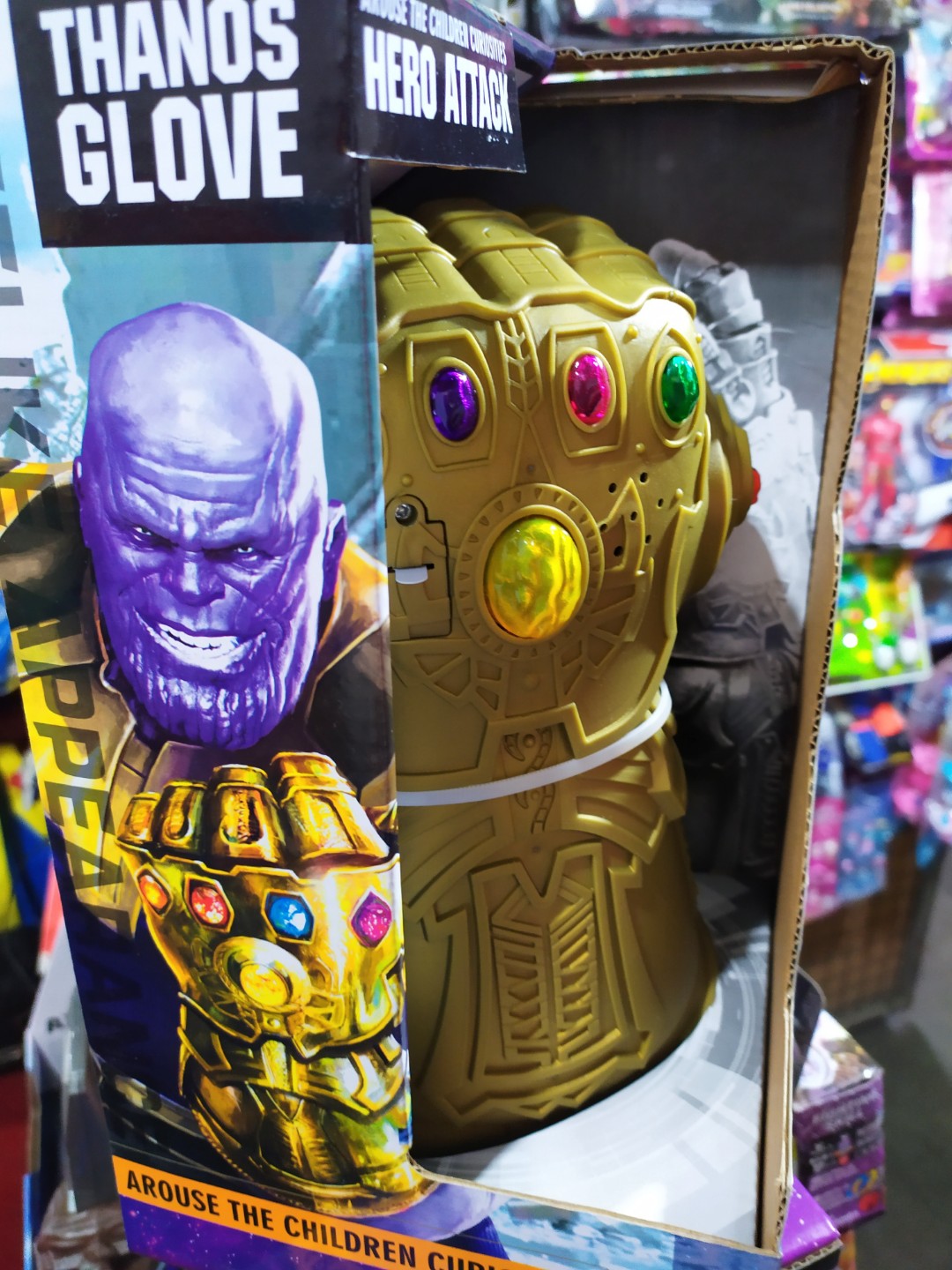 Thanos glove Avengers endgame infinity gauntlet, Hobbies & Toys, Toys ...