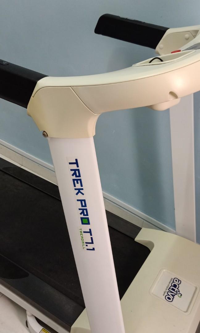 Treadmill activo by Ogawa. TREK PRO T7.1 AC2400 1.0CHP, Sports ...