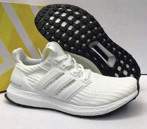 Ultraboost Original, Men's Fashion, Footwear, Sneakers on Carousell