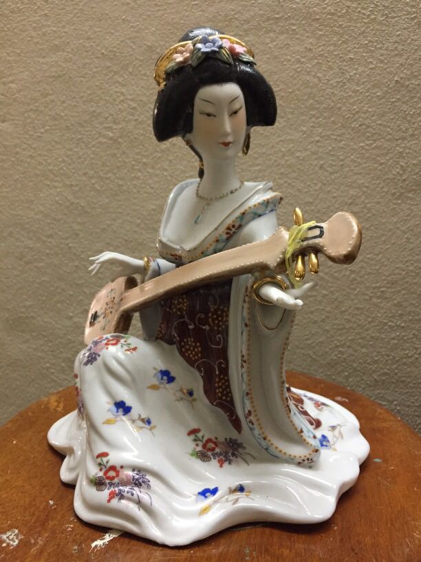 Porcelain Japanese girl geisha, Hobbies & Toys, Stationery & Craft ...