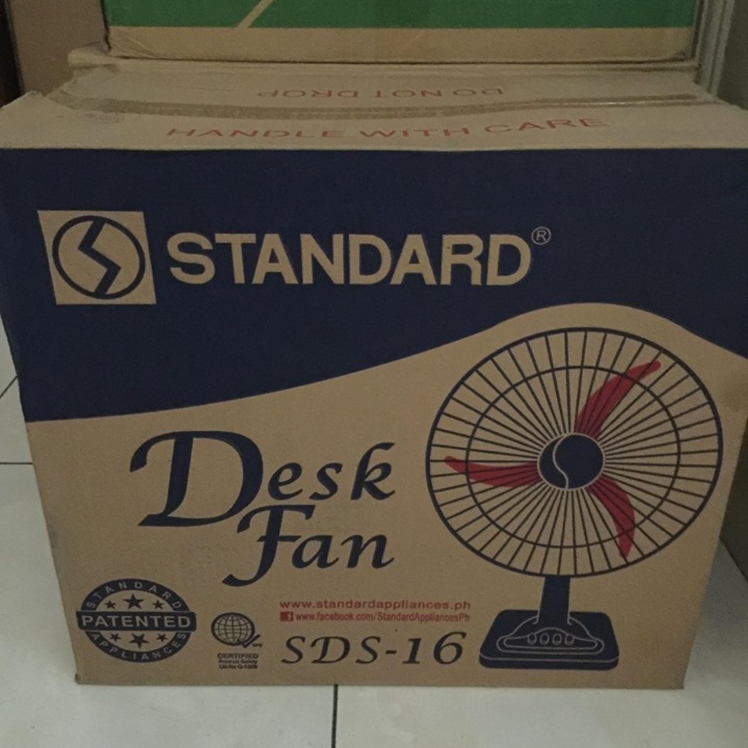STANDARD SDS-16 Desk Fan, Furniture & Home Living, Lighting & Fans ...
