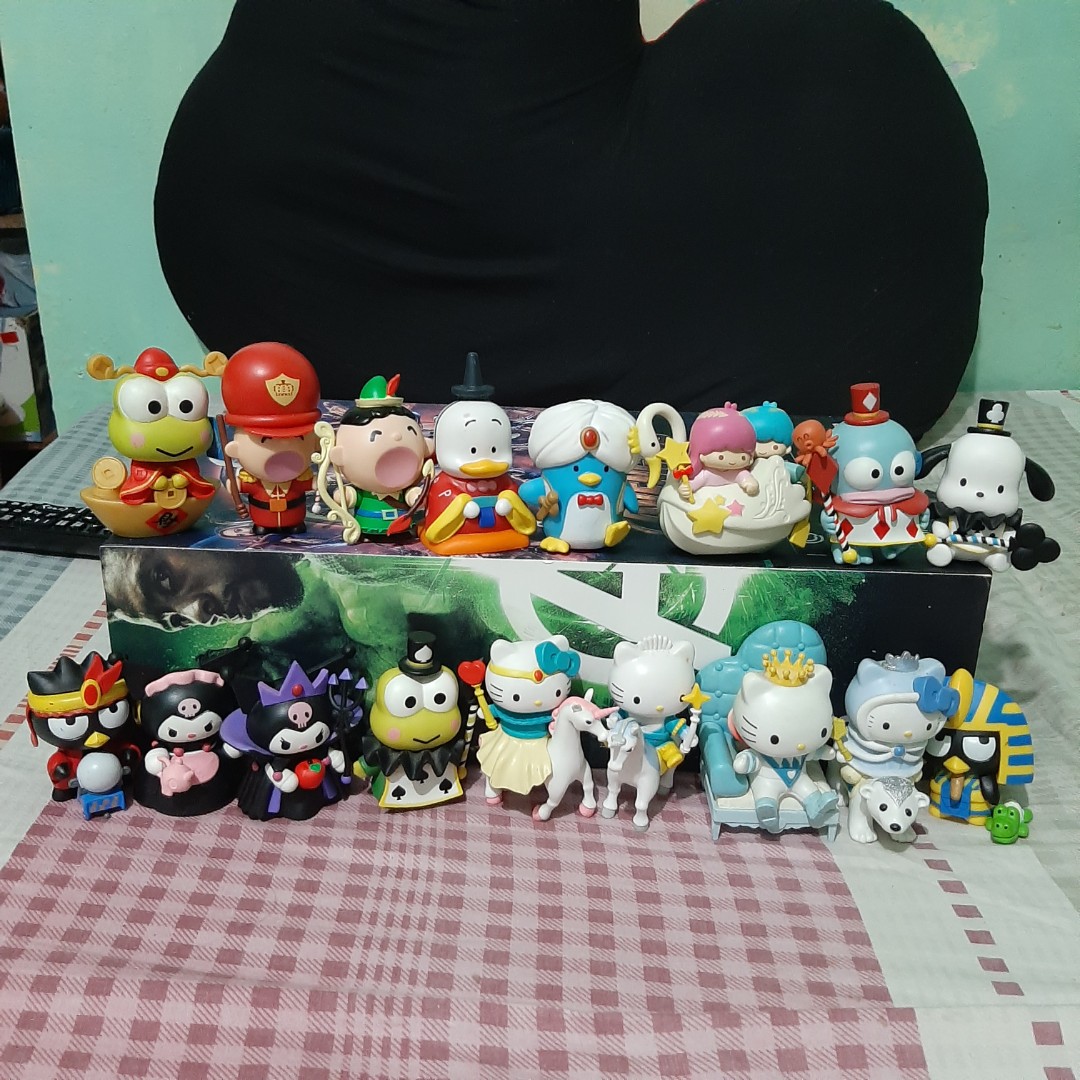 Hello Kitty Sanrio 40th anniversary figures PAYDAY SALE!!!, Hobbies ...