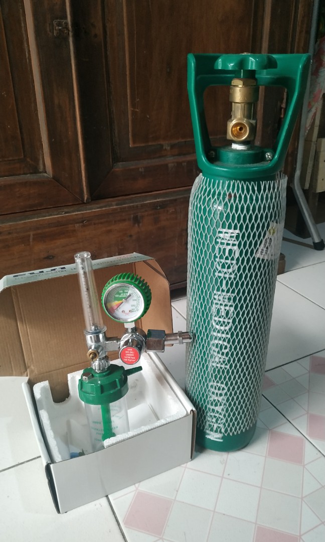 Oxygen Tank 5lbs + Regulator, Health & Nutrition, Assistive ...