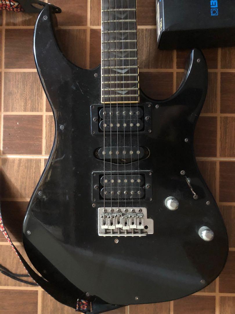 Samick Guitar and Distortion Boss, Hobbies & Toys, Music & Media ...