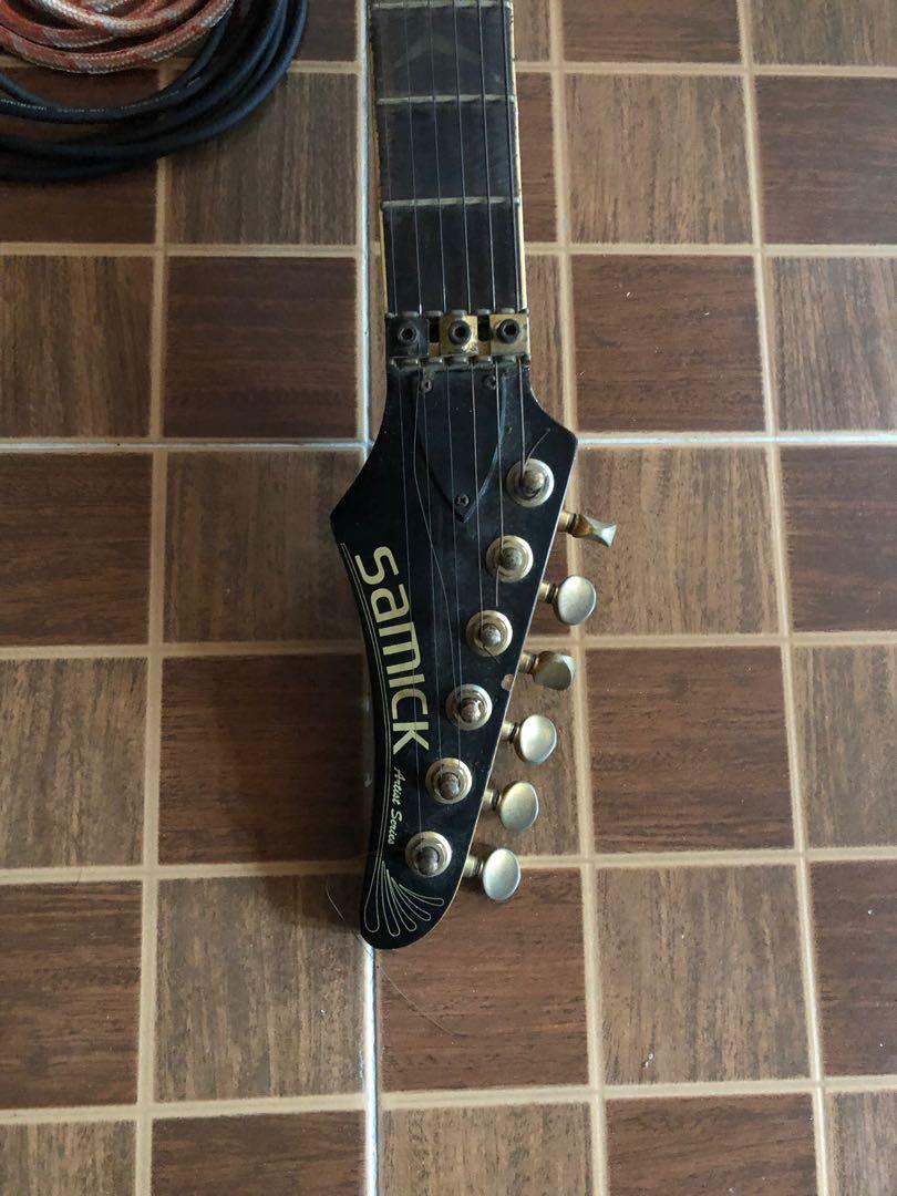 Samick Guitar and Distortion Boss, Hobbies & Toys, Music & Media ...