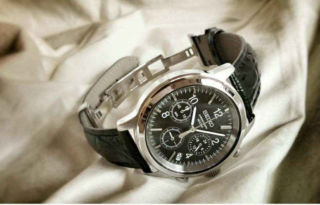 Seiko "Speedmaster" Chronograph 100m, Men's Fashion, Watches ...