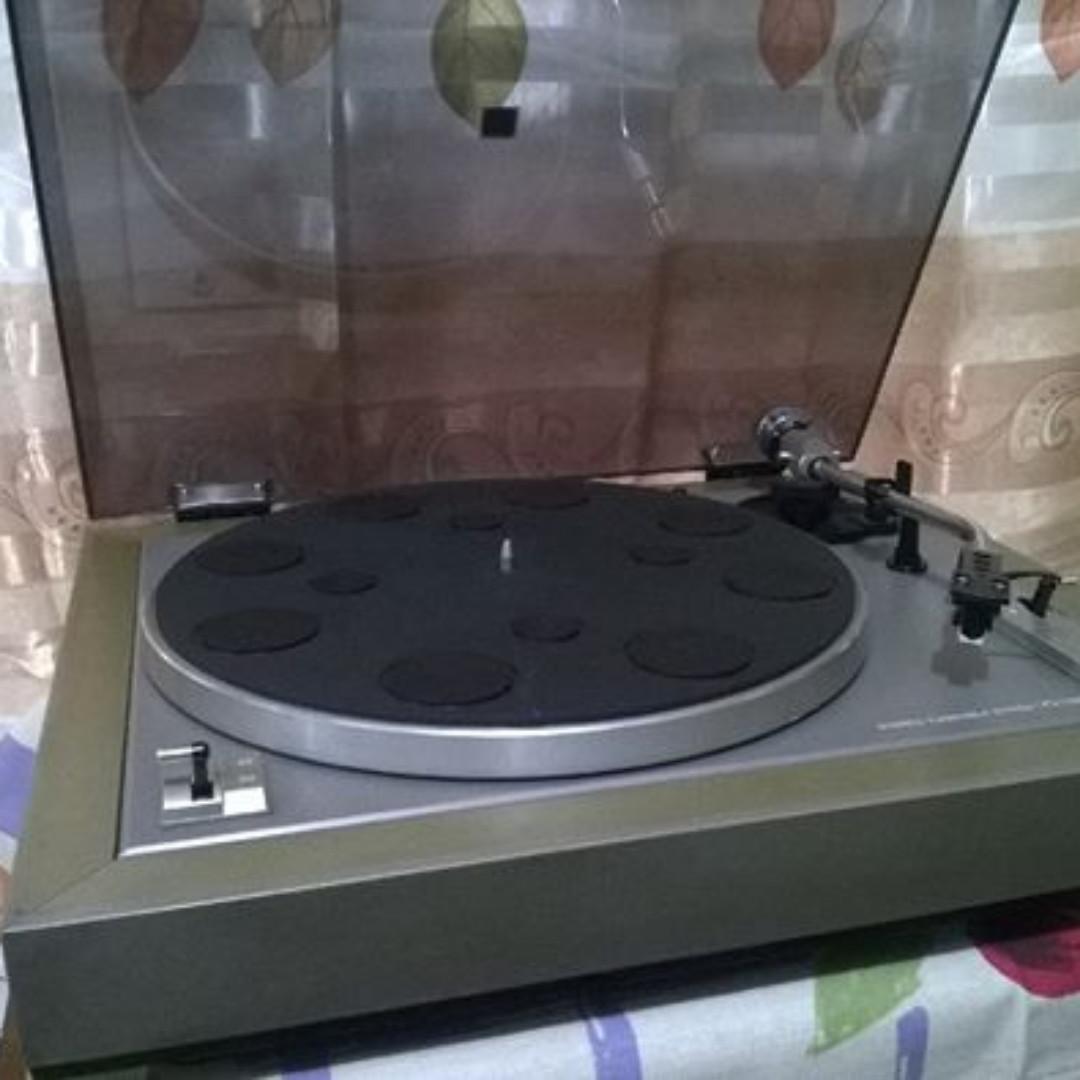 SONY PS-1350 TURNTABLE, Audio, Other Audio Equipment on Carousell