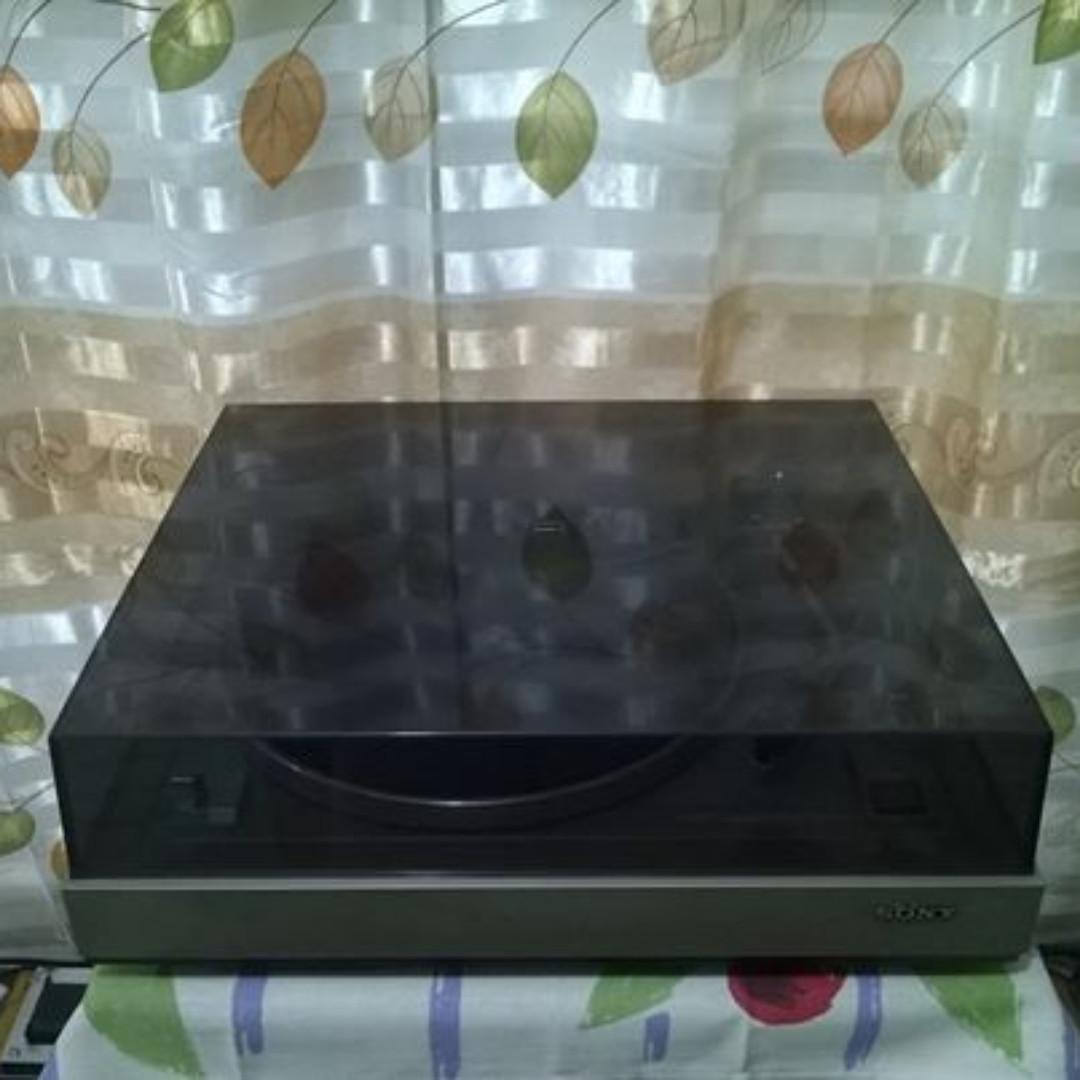 SONY PS-1350 TURNTABLE, Audio, Other Audio Equipment on Carousell