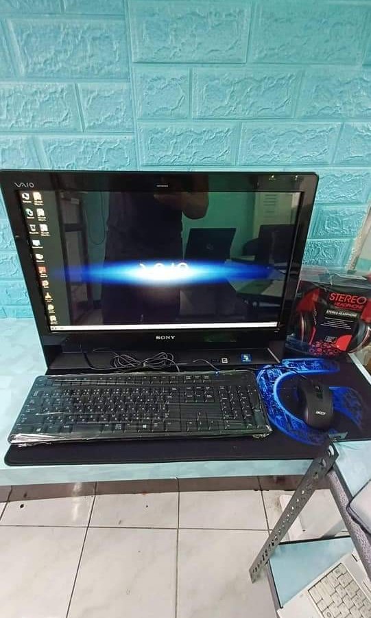 SONY VAIO ALL IN ONE DESKTOP BUILT in CpU CORe i3, Computers & Tech ...