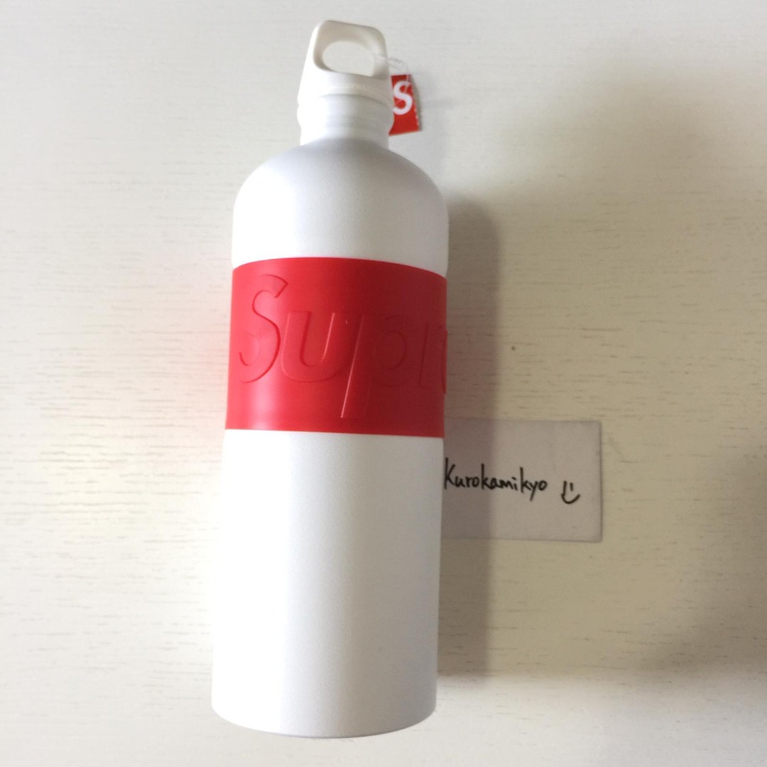 Supreme SIGG CYD 1.0L Water Bottle White 水樽 白色, 興趣及遊戲, 旅行, 旅遊 - 旅行必需品及 ...