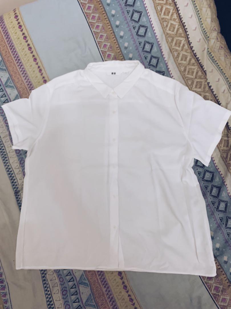 Uniqlo Rayon Polo, Women's Fashion, Tops, Longsleeves on Carousell