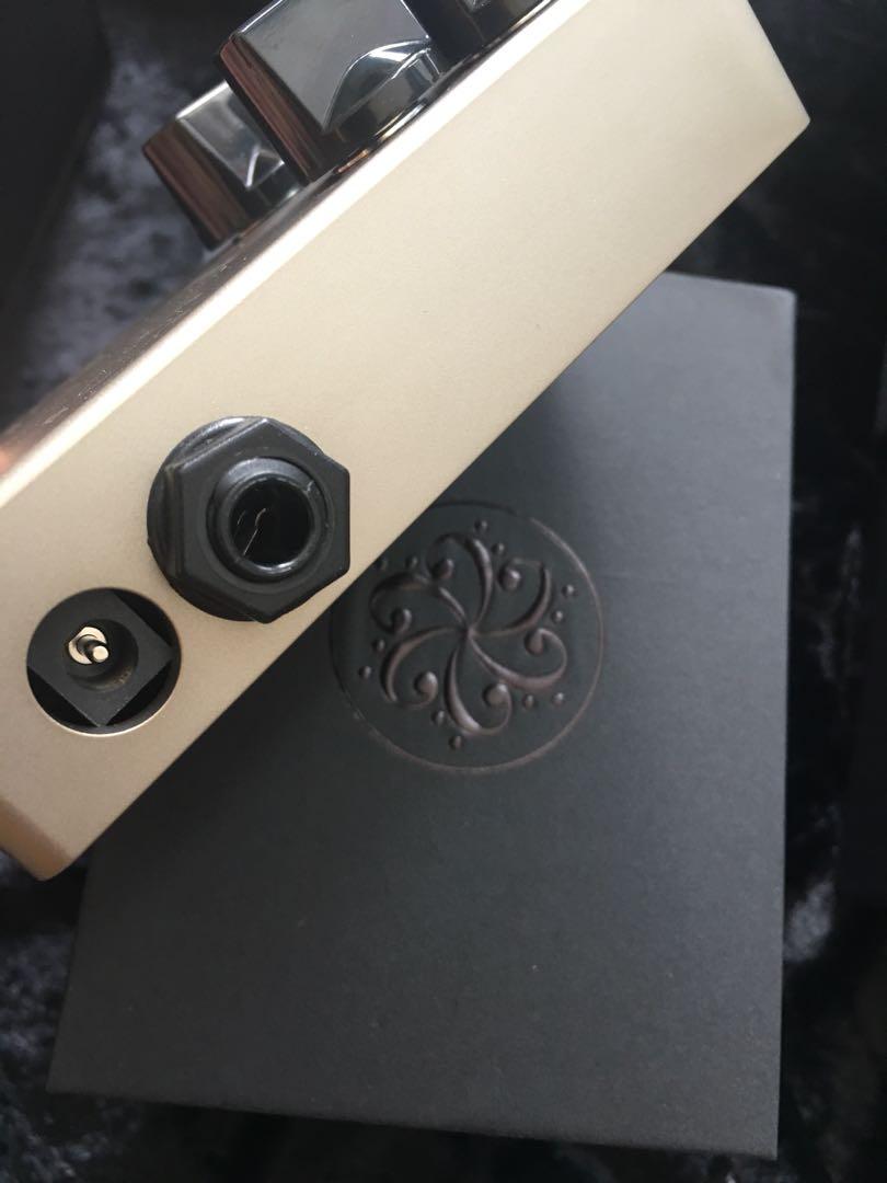 Darkglass Electronics Hyper Luminal compressor, Hobbies & Toys, Music ...