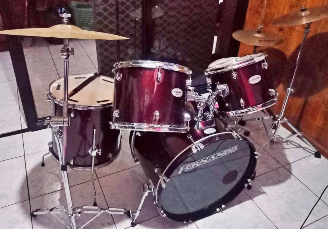 Fernando Complete Drum Set, Hobbies & Toys, Music & Media, Musical ...