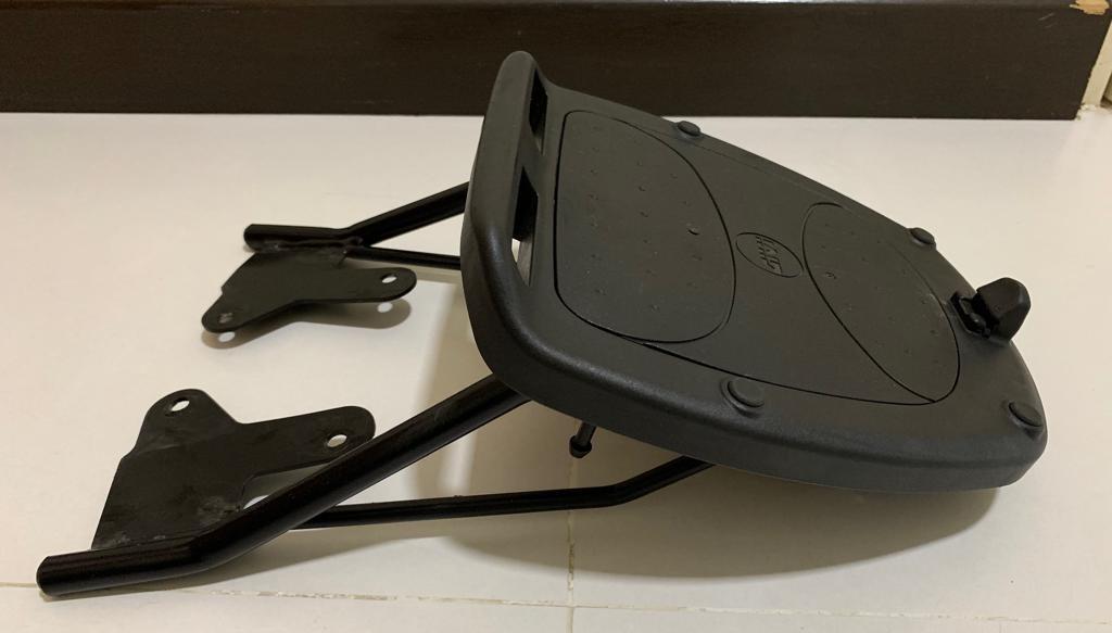 Givi Monolock Box - Honda MSX125, Motorcycles, Motorcycle Accessories ...