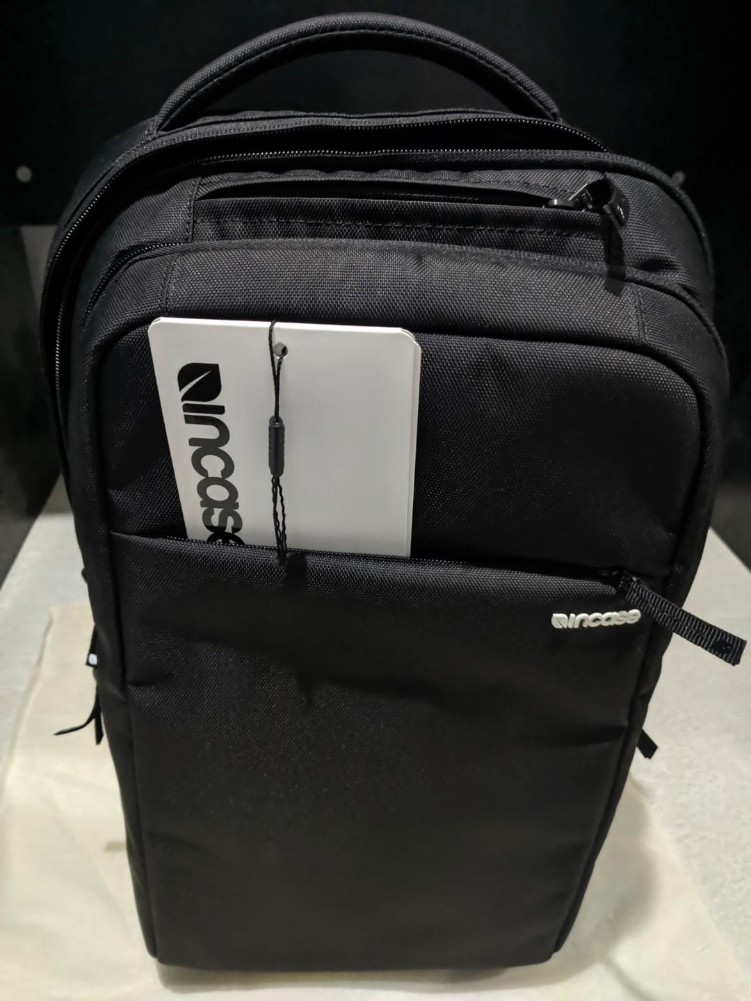 Incase Icon Pack Backpack, Hobbies & Toys, Travel, Travel Essentials ...
