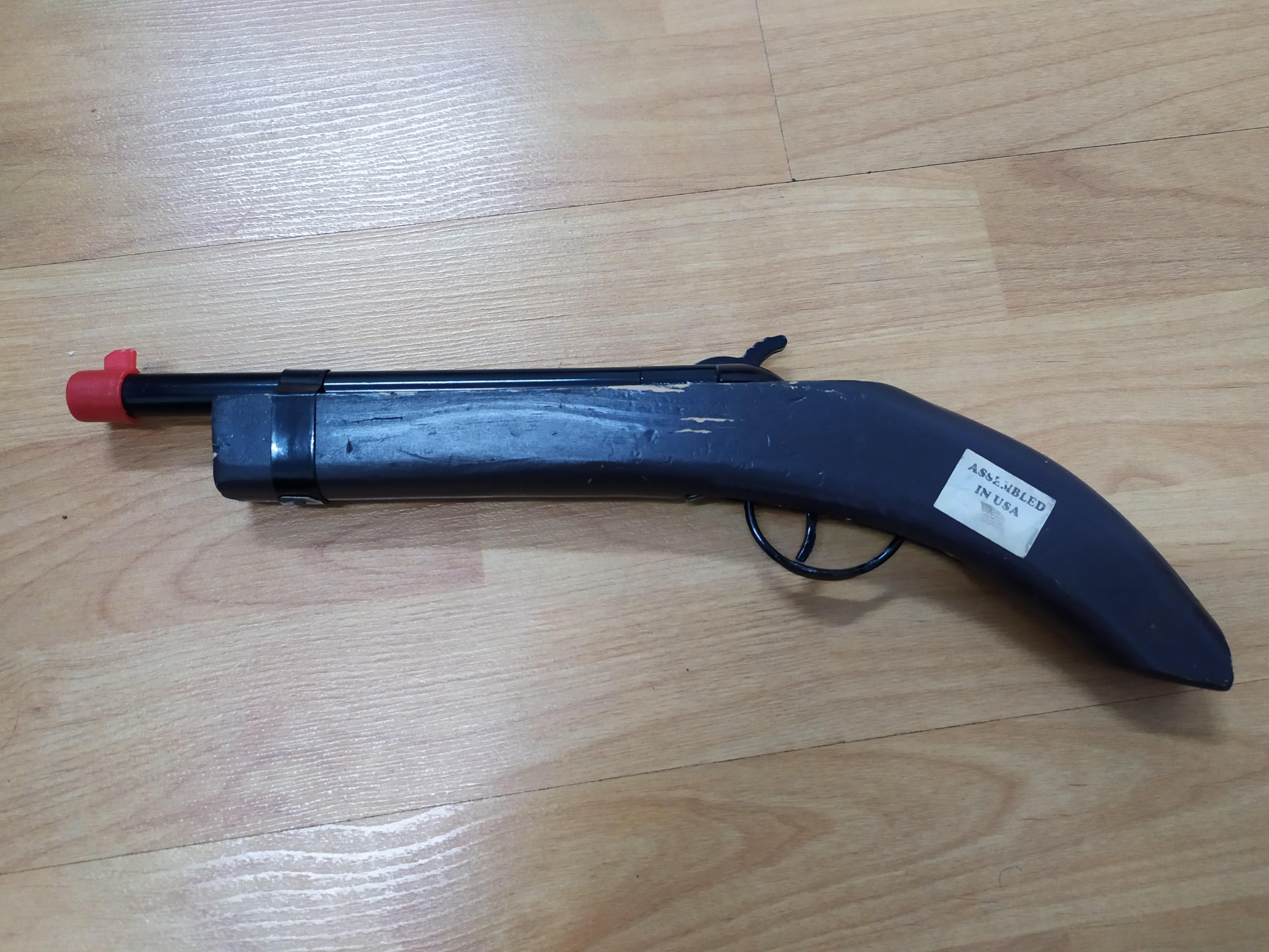 Parris Savannah. TN. Wooden Toy Gun Pistol #2, Hobbies & Toys ...