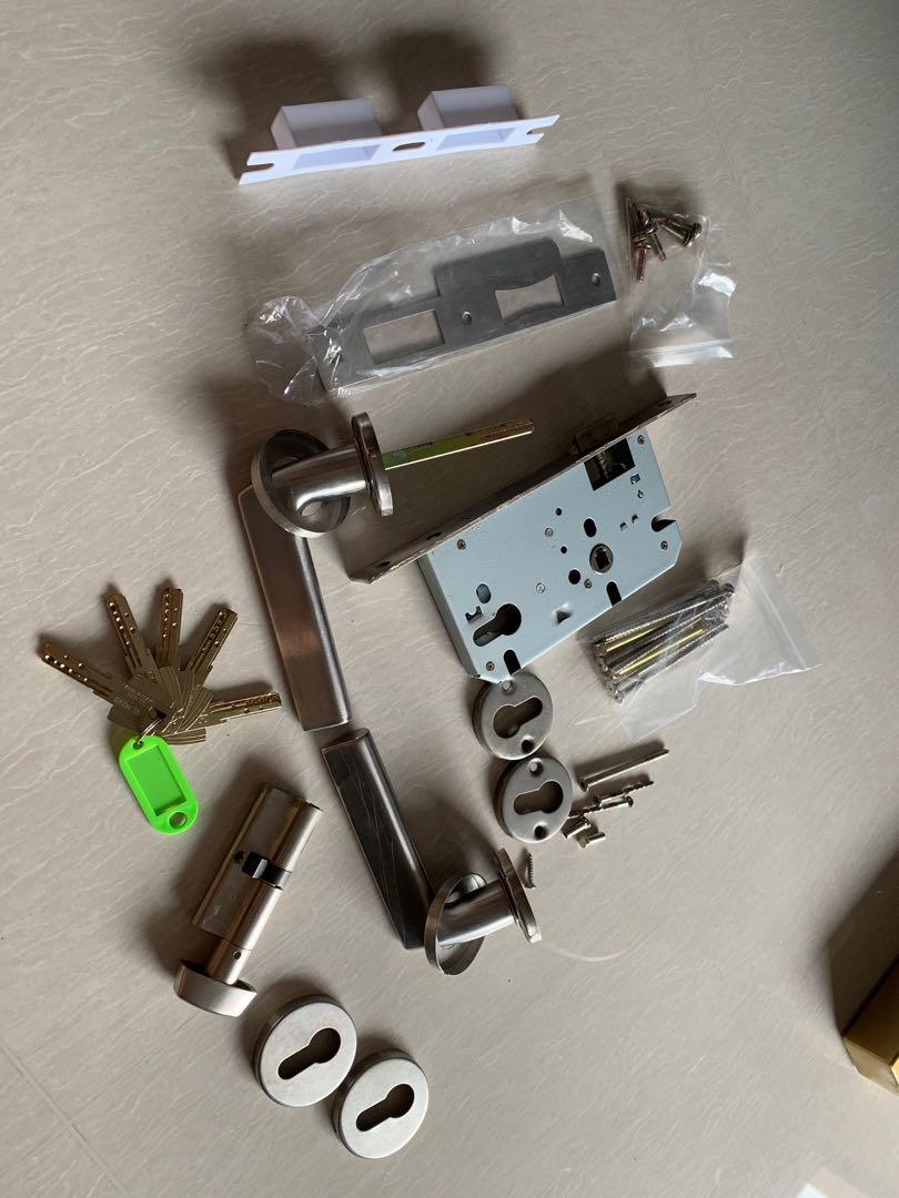 Tesa assa abloy T60 cylinder - main door lock, Everything Else on Carousell