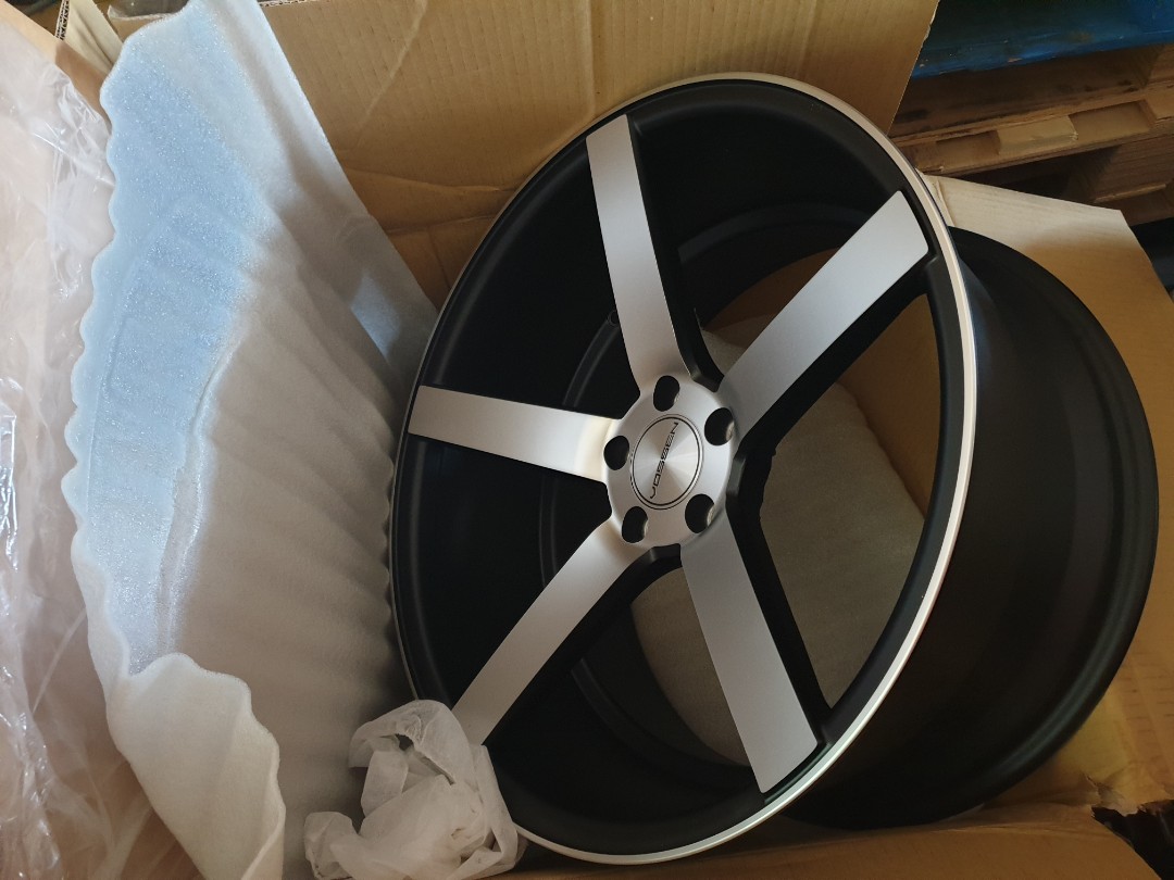 Vossen Rims Original 20 inch - 112 x 5, Car Accessories, Tyres & Rims ...