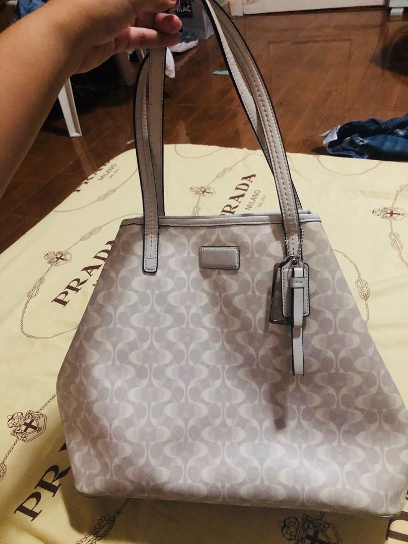 Coach Neverfull, Women's Fashion, Bags & Wallets, Purses & Pouches on ...