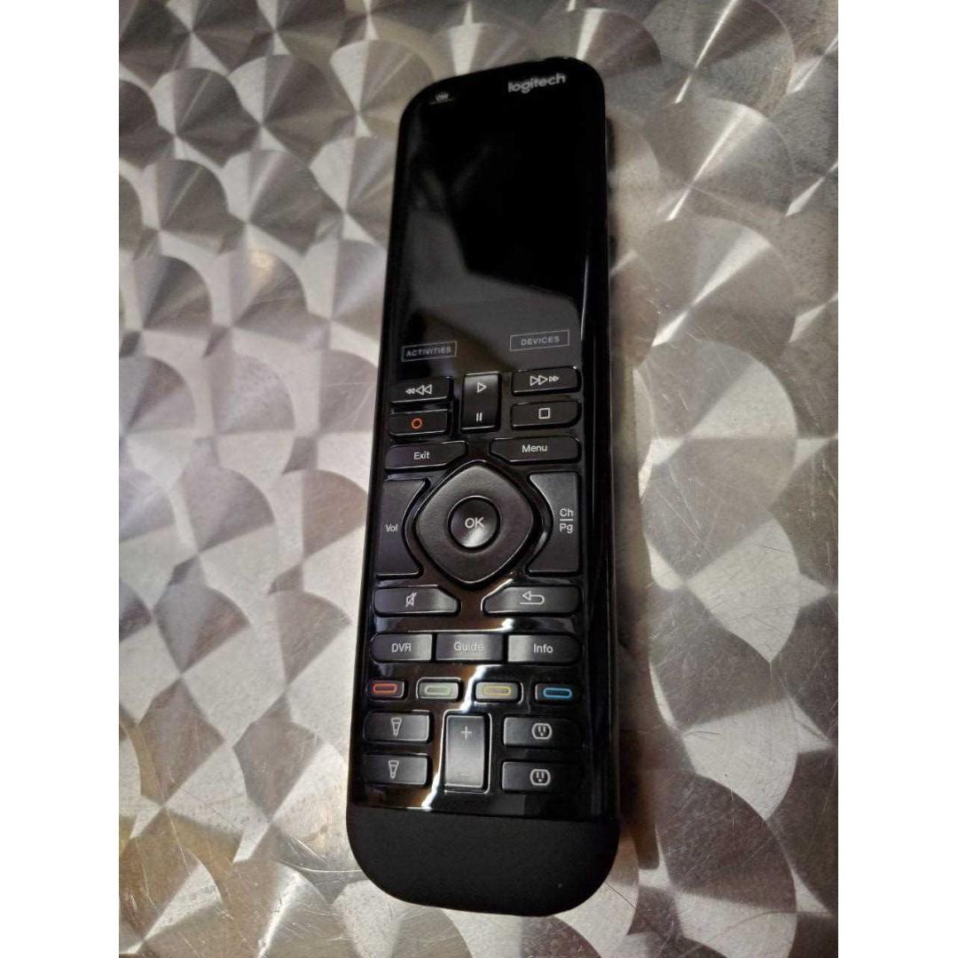 Logitech Harmony Elite + Hub 萬能遙控器, 電腦＆科技, 電腦周邊及配件, 電腦線、轉接線及轉換器 - Carousell